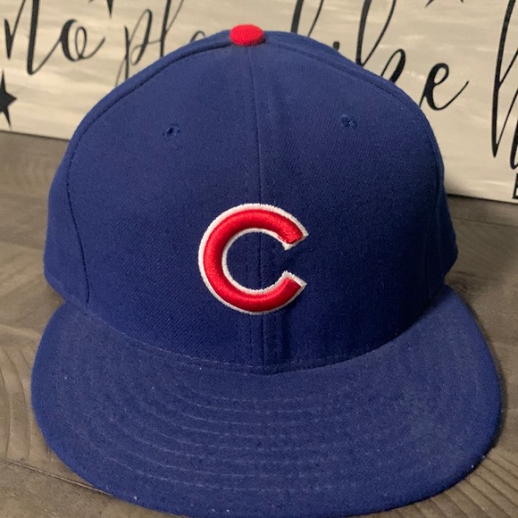 Lids | Accessories | Used Once Chicago Cubs Fitted Hat | Poshmark